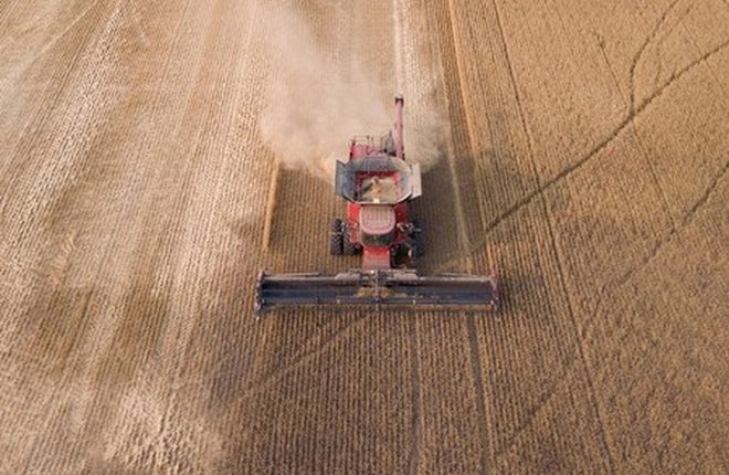 Alberta farmers lukewarm about federal gas tax suspension
