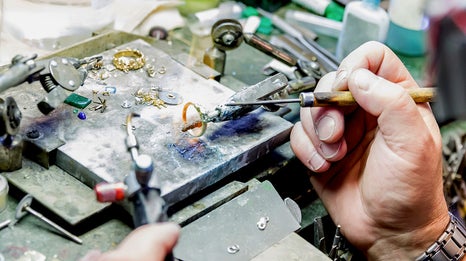 Goldsmithing / Silversmithing | ontariocolleges.ca